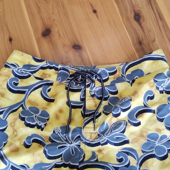 Quiksilver | Swim | Mens Quicksilver Board Short M34 | Poshmark